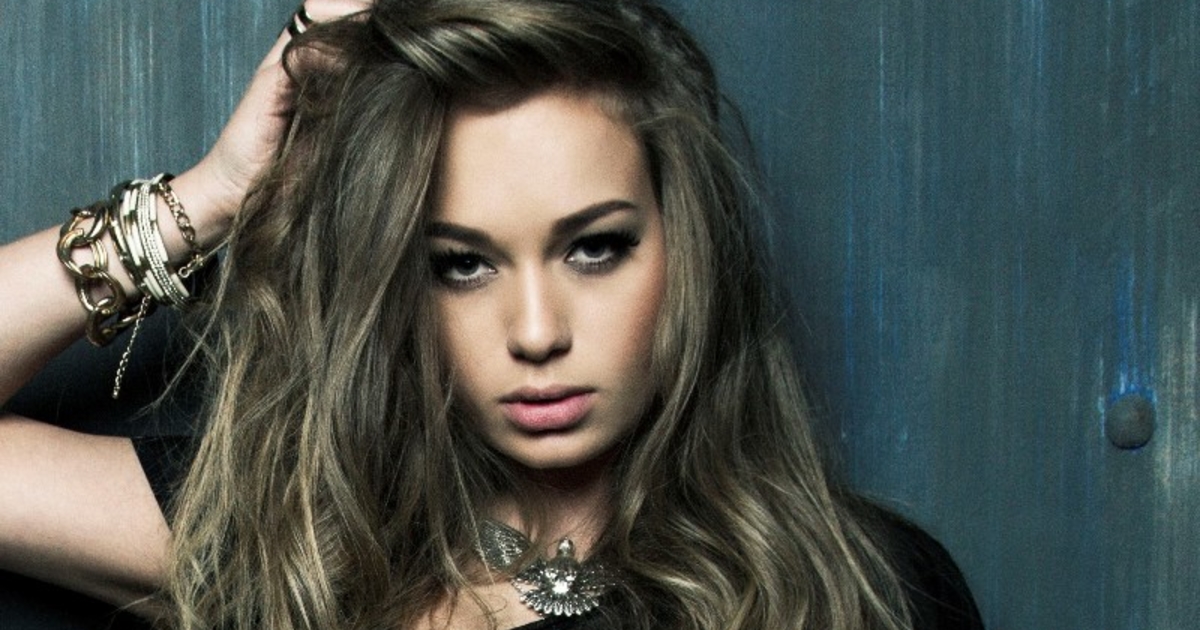 REAL O: Новая фотосессия в купальниках - IVONA.UA